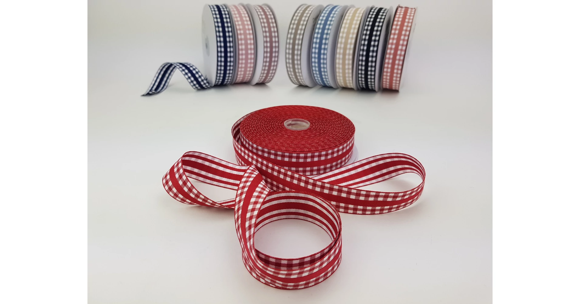 Kétoldalas szalag 2,5cm piros - Szalagok, Masnik, Szatén Rózsák ...